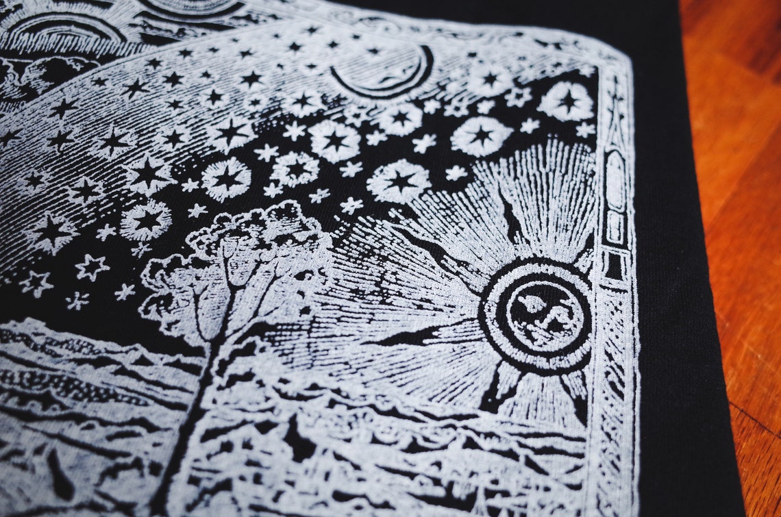 BLACK flammarion Engraving Screenprinted T-shirt - Etsy