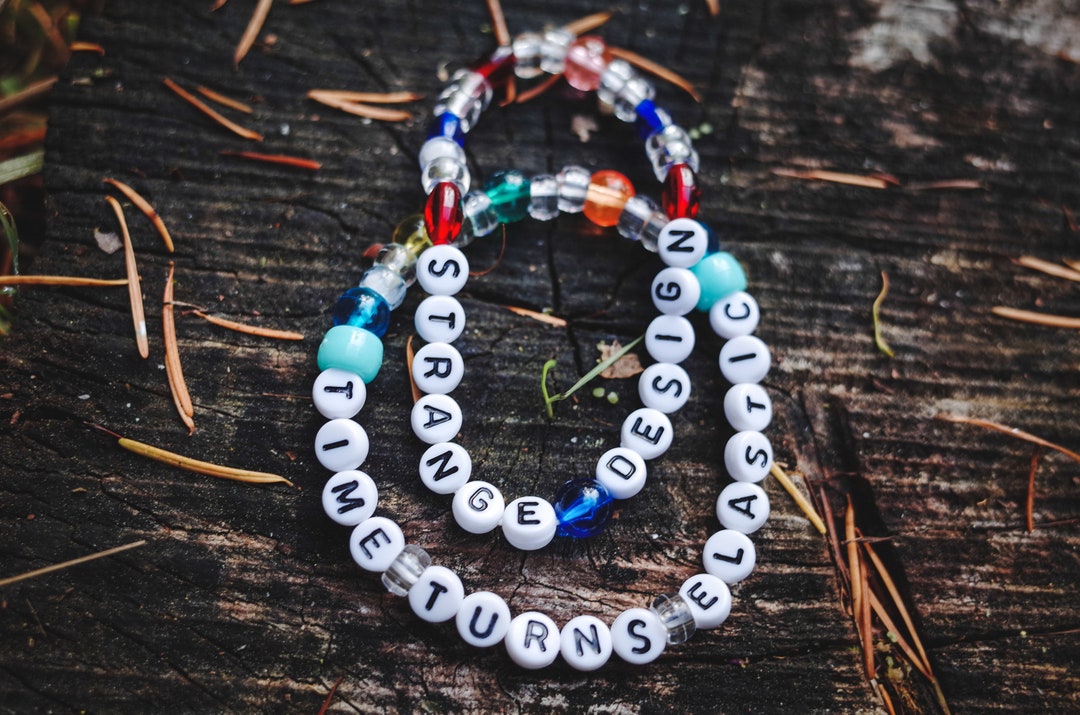 2-pack: STRANGE DESIGN & TIME Phriendship Kandi Bracelets, Vintage 90s ...