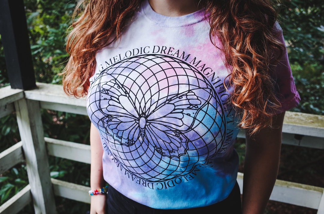 ICE-DYE Butterfly Tie-dye Screenprinted T-shirt, Dreamcatcher Spiritual ...