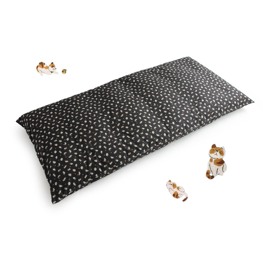 Handmade Japanese Zabuton Bench Pad, Suzuneko Cat Pattern Cover - Etsy