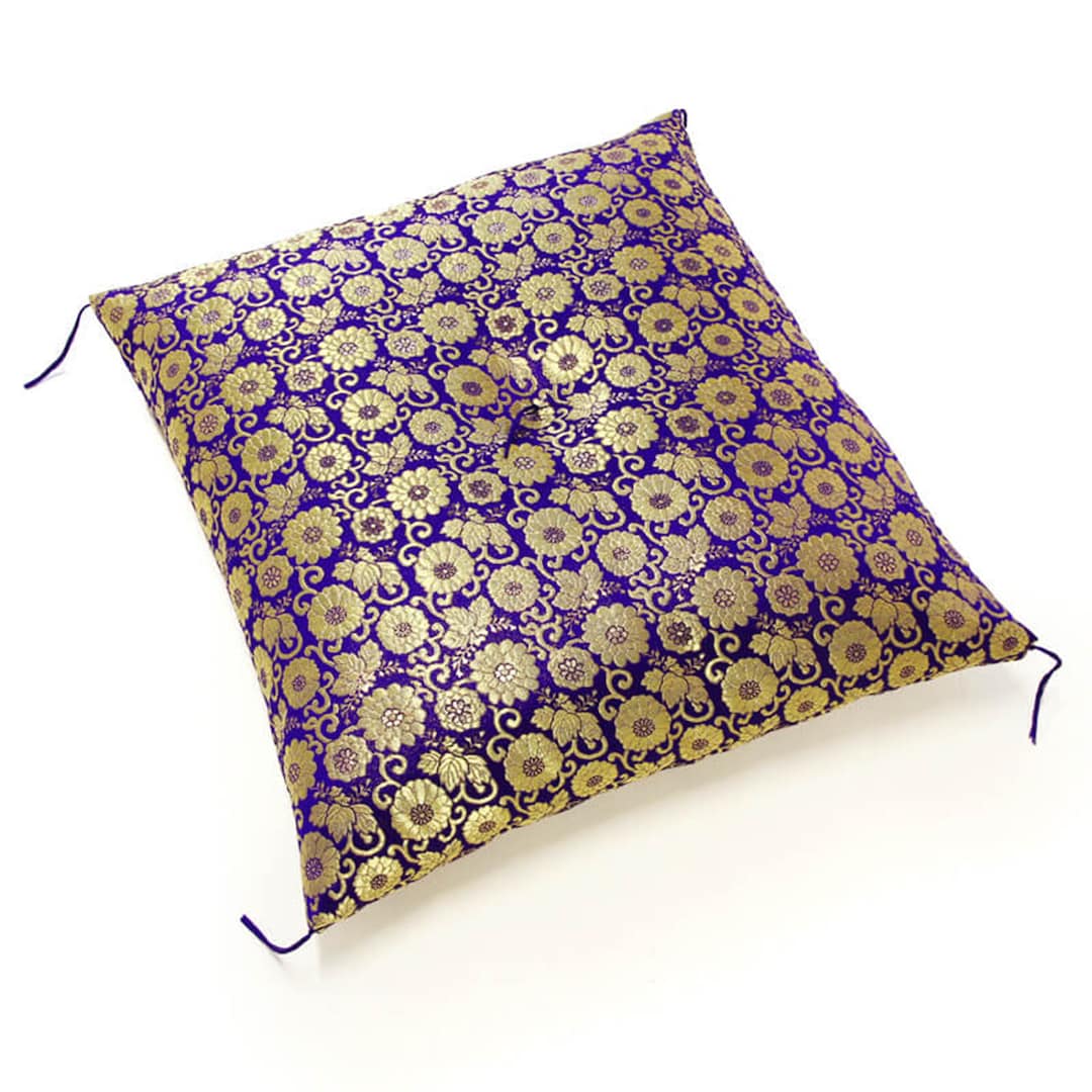 Zabuton, Large "meoto" Zabuton, Kiku-karakusa Pattern, Botanic Pattern ...