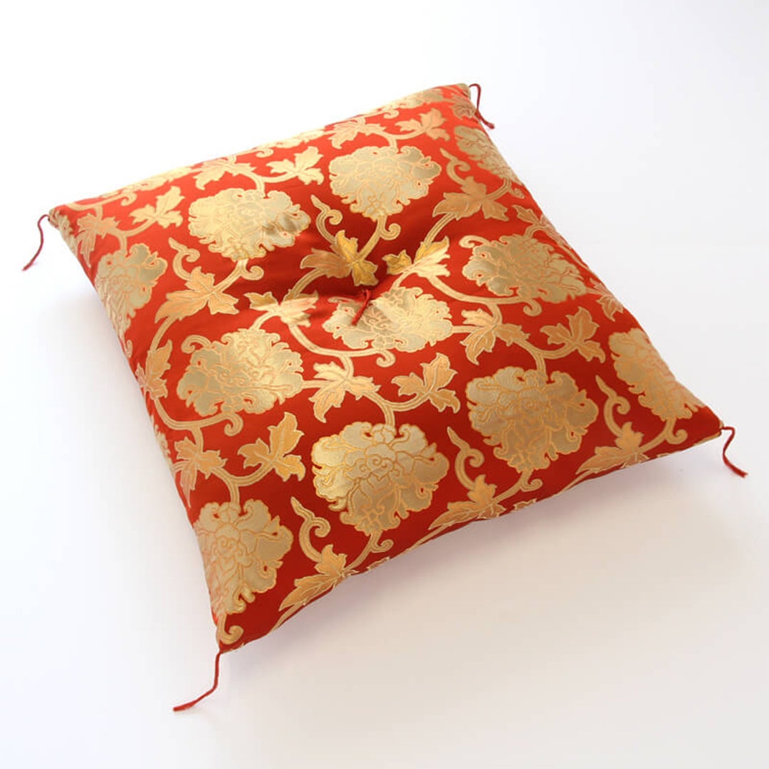 Zabuton, Large "meoto" Zabuton, Gold Silk, Shoken Kinran Karakusa Botan ...