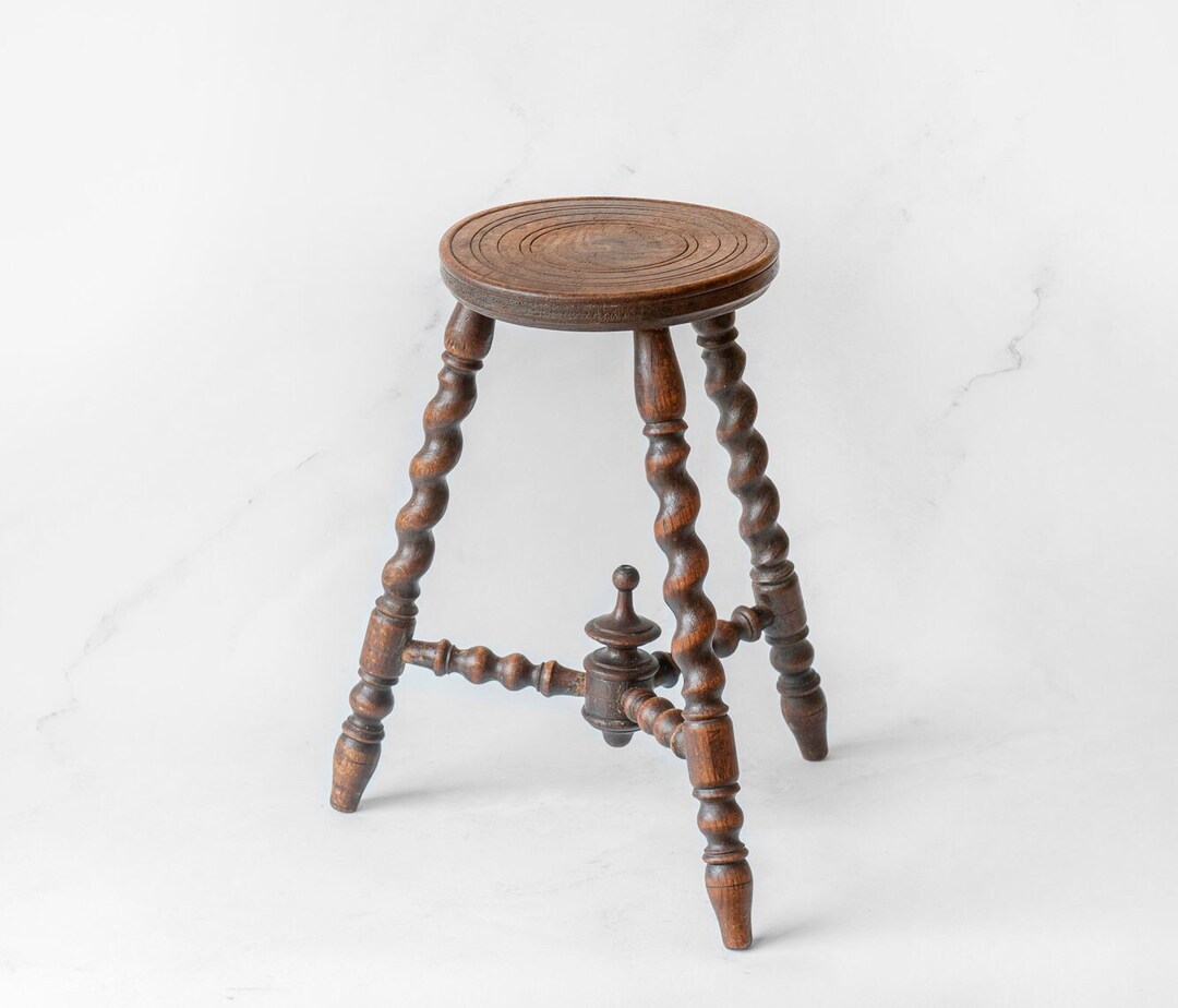 Antique Round Side Table, Barley Twist Legs, Carved Wooden Coffee Table ...