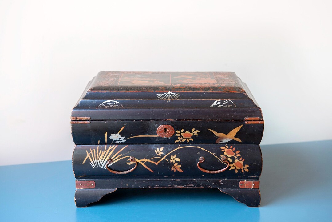 Hand Painted Japanese Box, Lacquered Meiji Period Storage Box, 19th ...