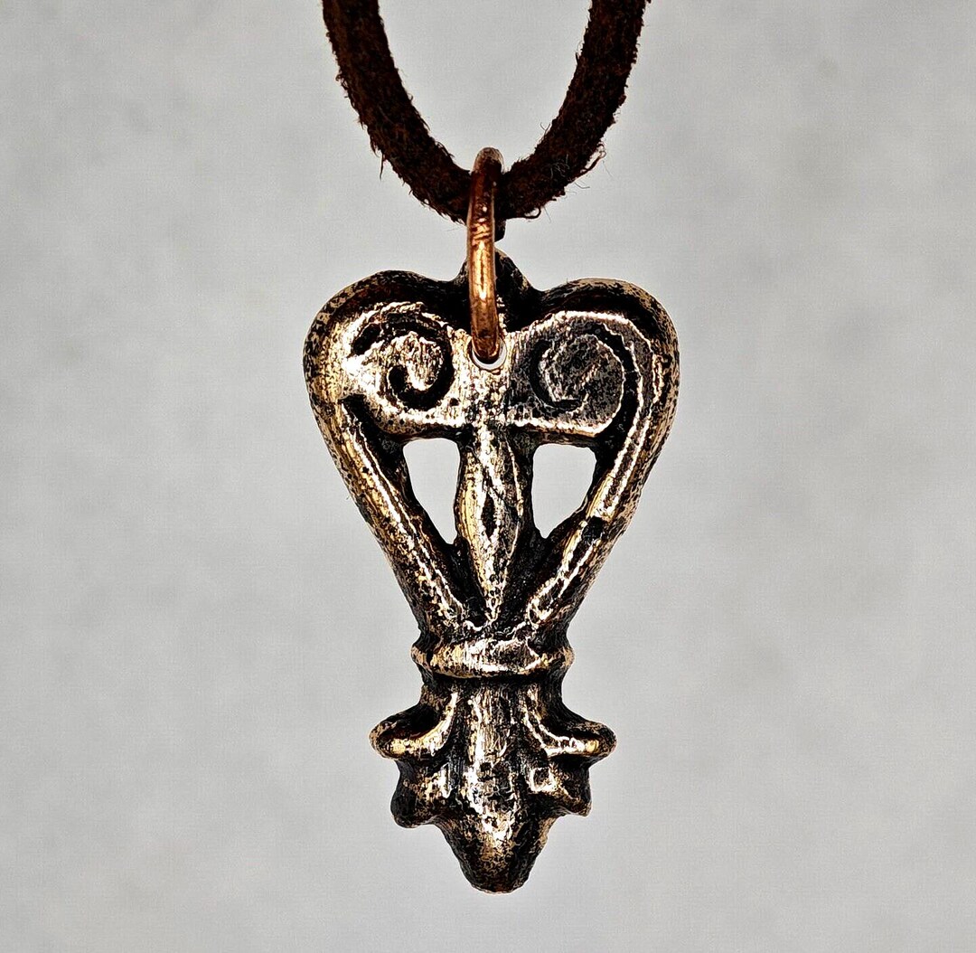 Pendant of the VIKING Raven. Odin's Ravens Huginn or Muninn. Viking ...