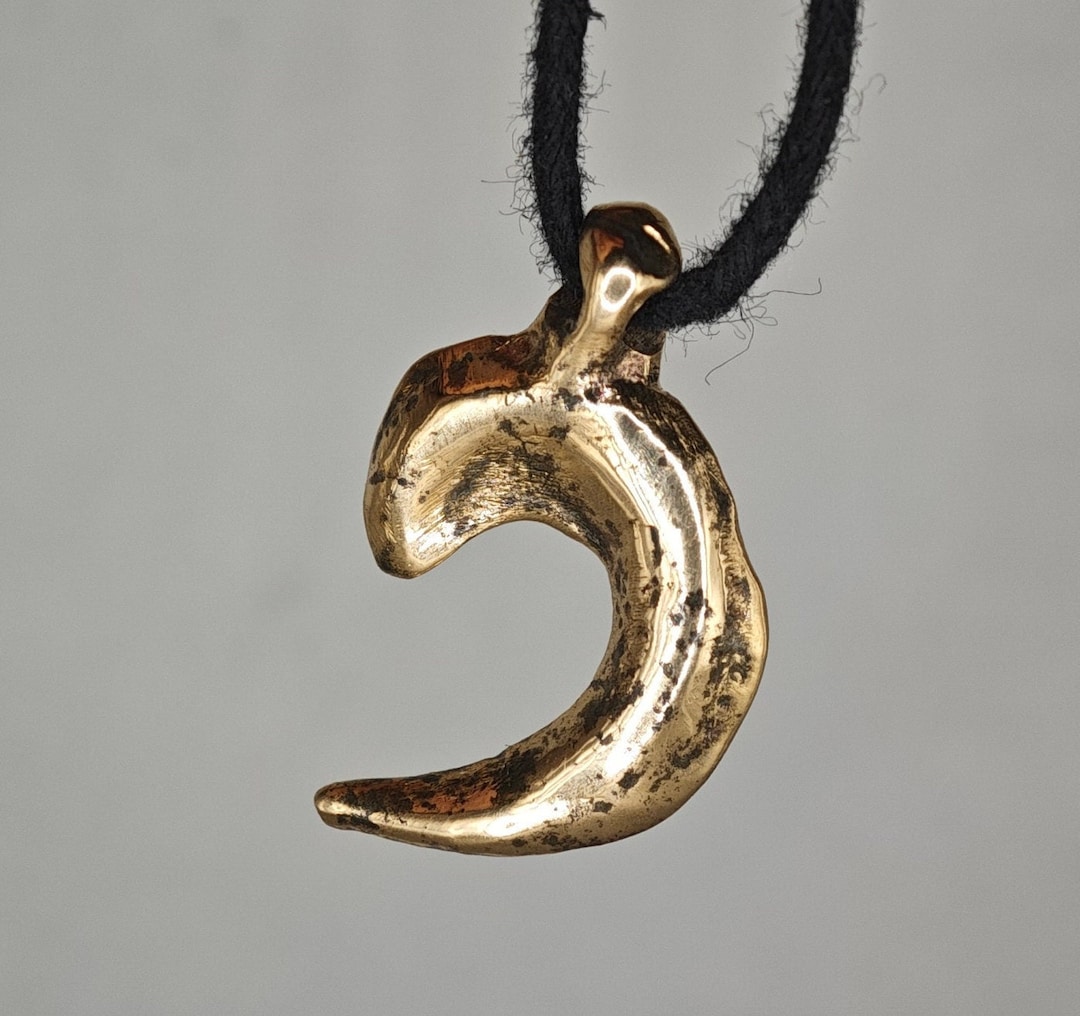 Ancient Viking Amulet Claws / Hunter Amulet / Viking Tooth Pendant ...