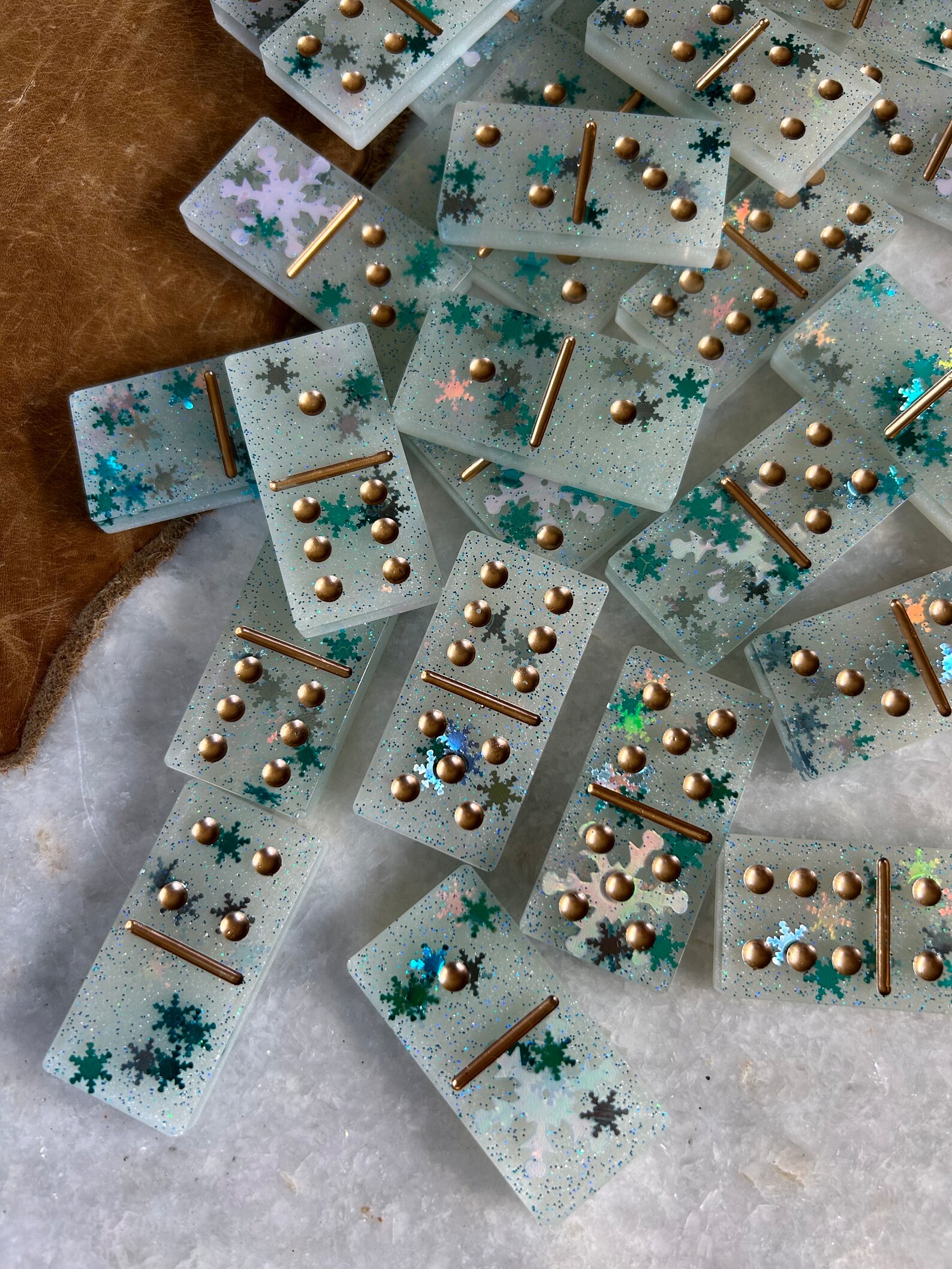 Resin Star Glittered Dominoes in Iridescent White and Blue. Standard ...