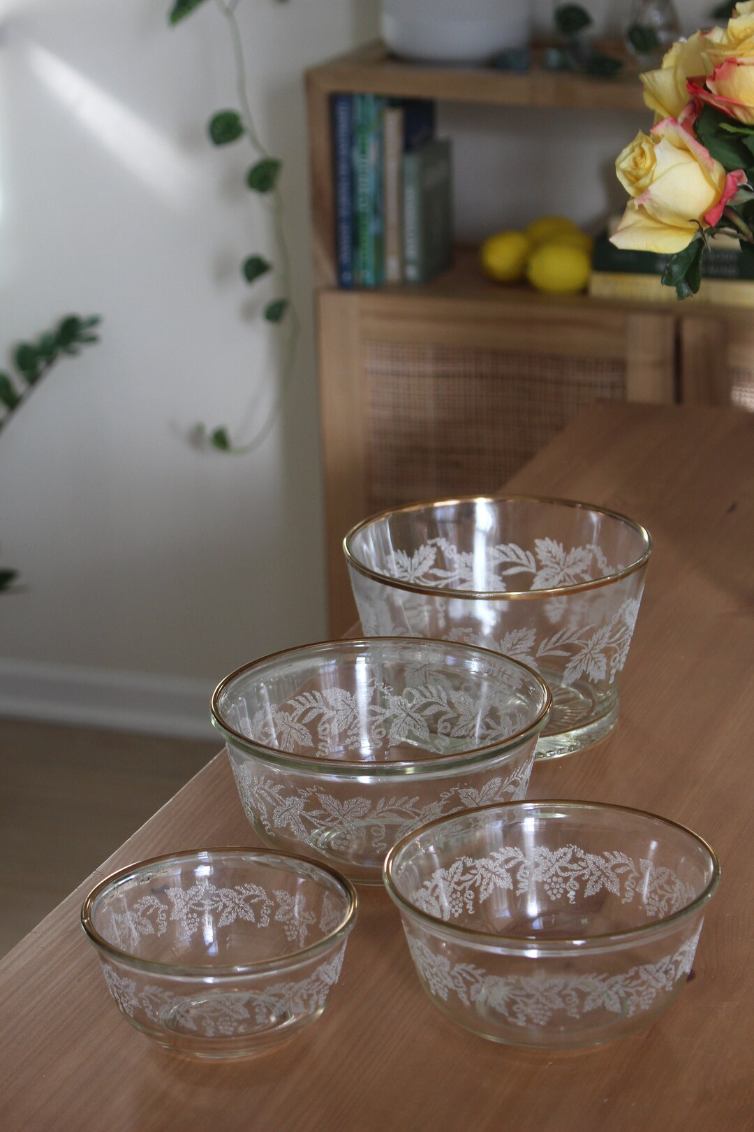 1947 Bartlett Collins Glass 4-bowl Set With Gold Trim and Grapevine ...