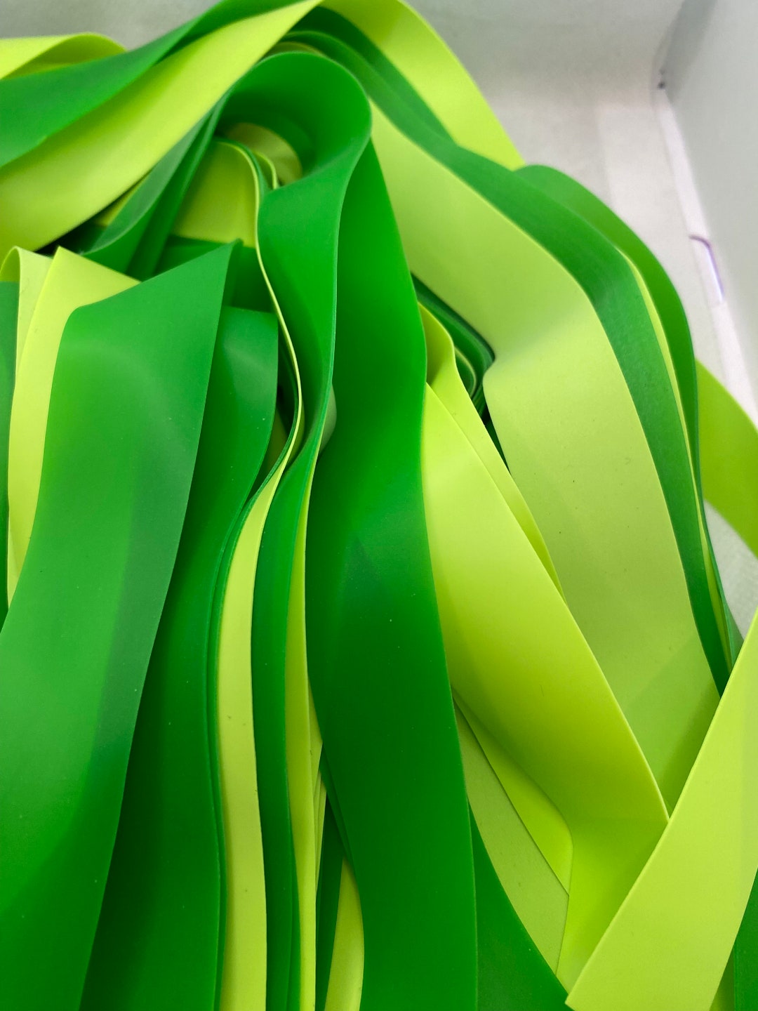 MATURE Heavy Lime & Grass Green Latex Flogger 18 Falls, Vegan Friendly ...