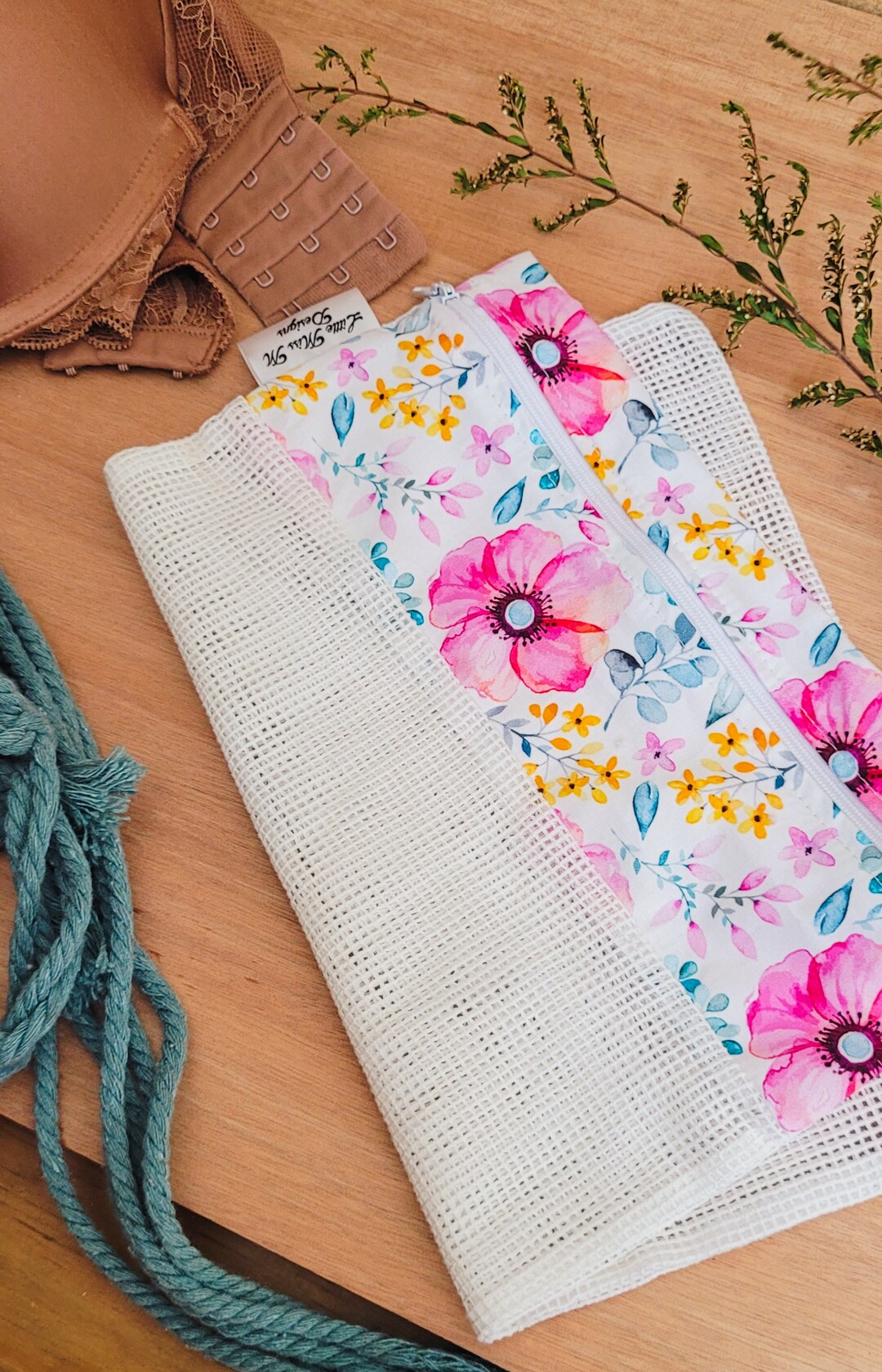 Delicates Laundry Bag to Protect Bras, Stockings, Lingerie, Underwear ...