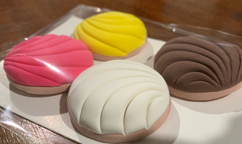 SMALL Conchas Mexican Sweet Bread PAN Mexicano PAN Dulce - Etsy