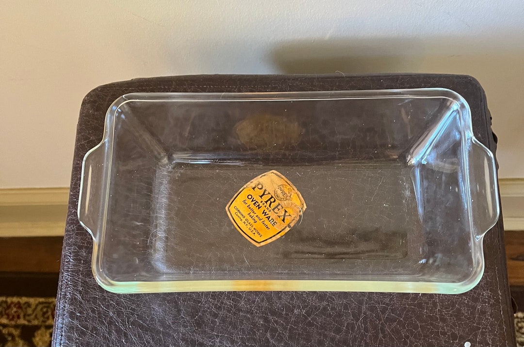 Vintage Clear Glass PYREX Loaf Pan With Original Sticker Circa 1915 ...