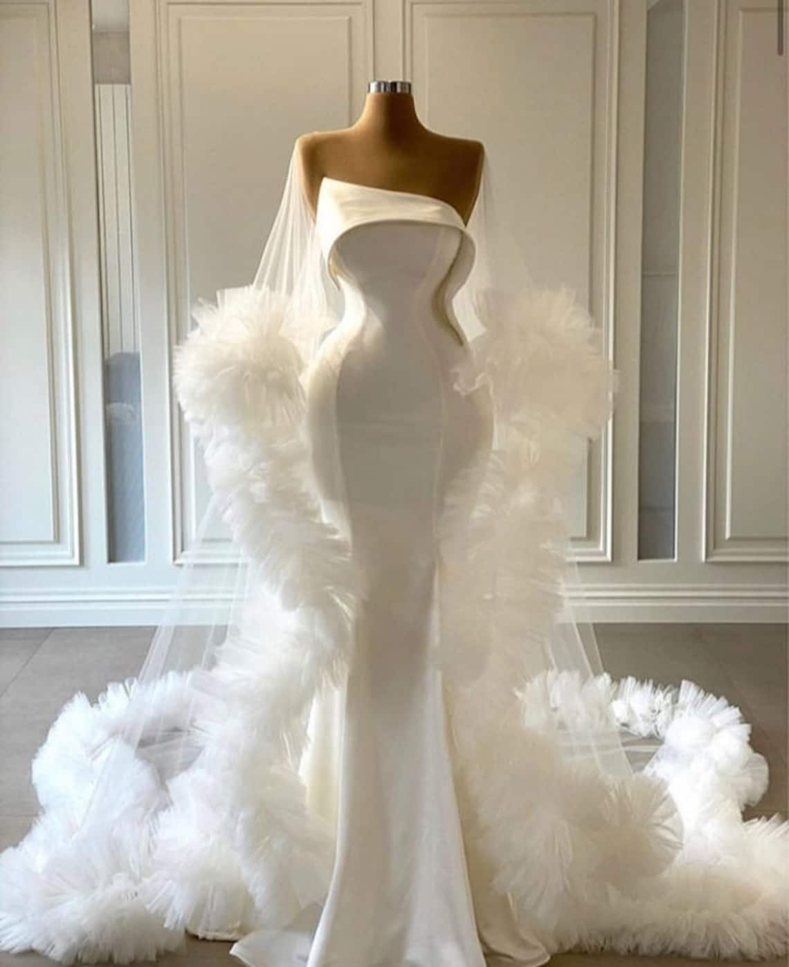 Fur Trimmed Robe Capewedding Dressfur Trimmed Robewedding Etsy
