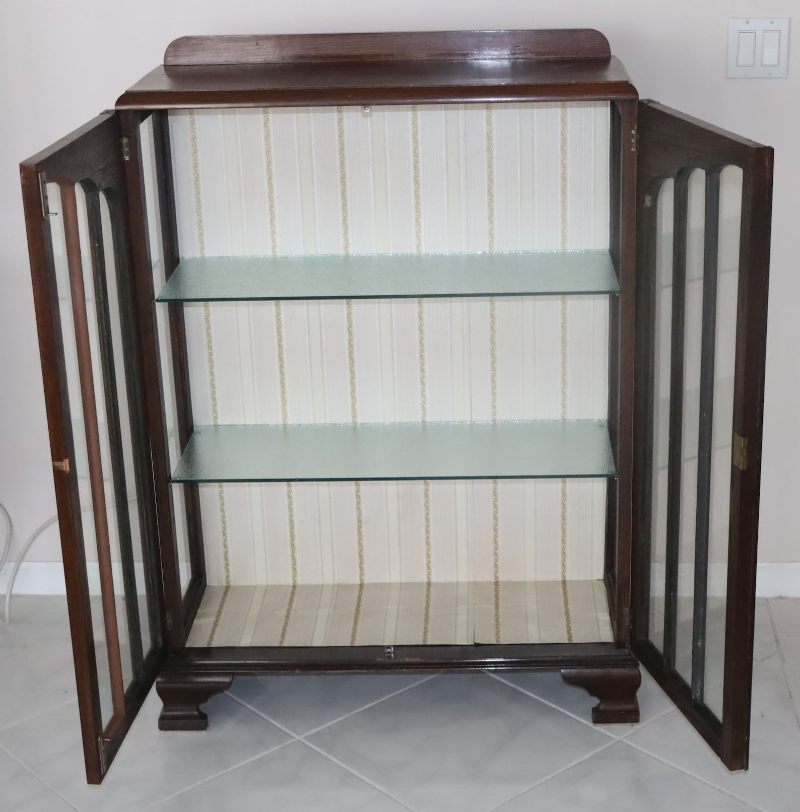 Art Deco Style Curio / Display Cabinet - Etsy