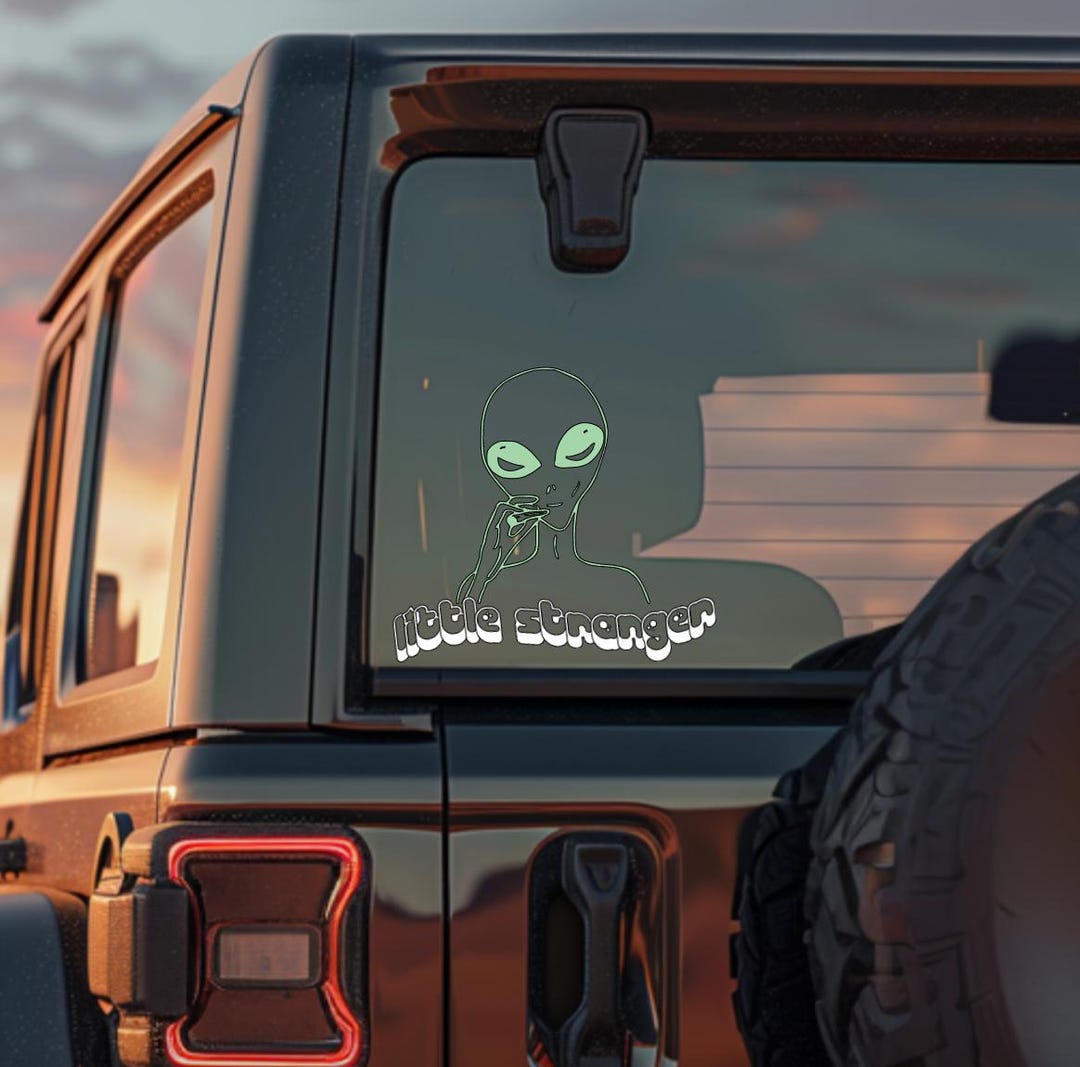 Little Stranger Alien Decal - Etsy