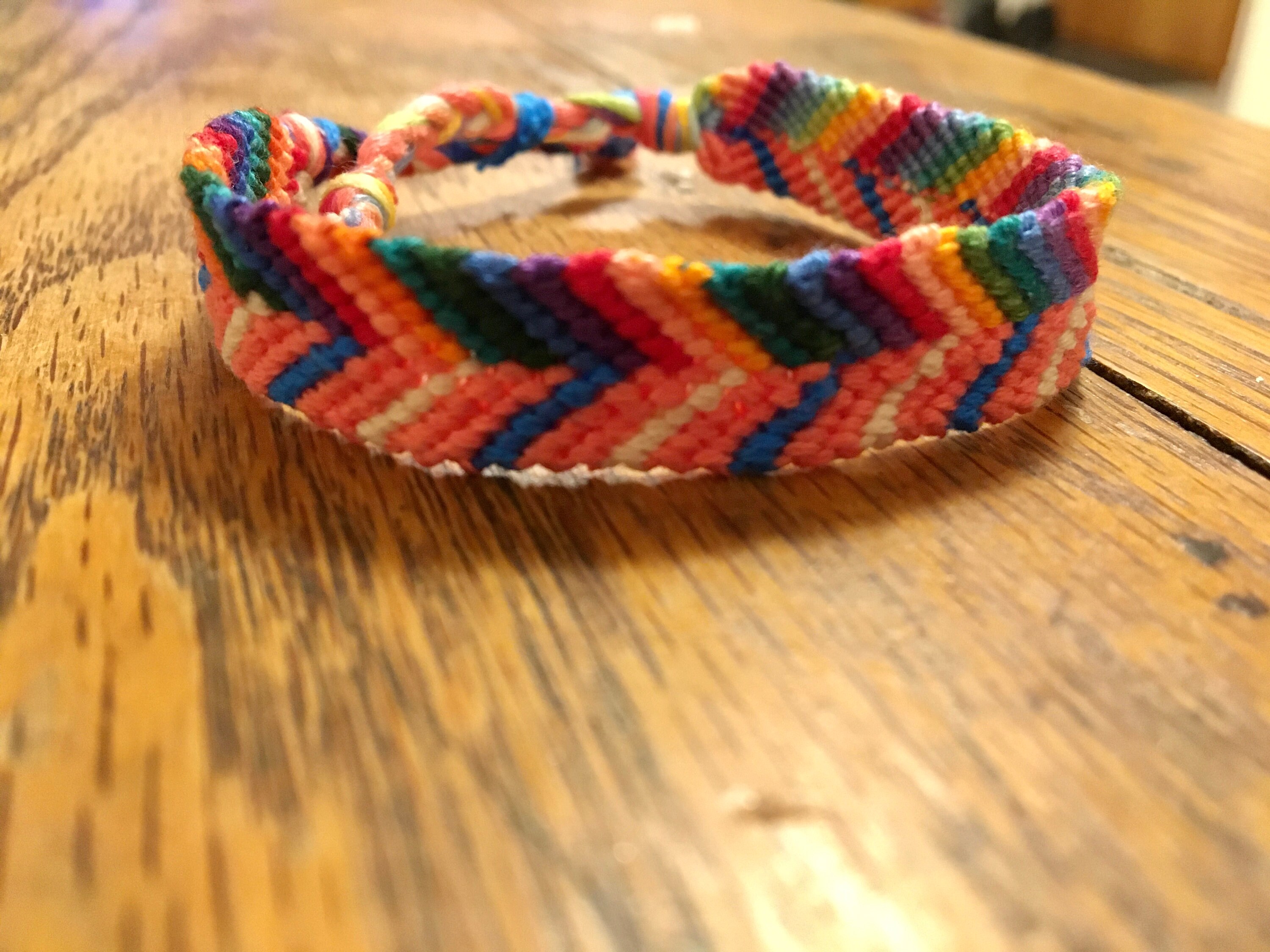 Pulsera de amistad tejida bandera del orgullo / bandera trans | Etsy