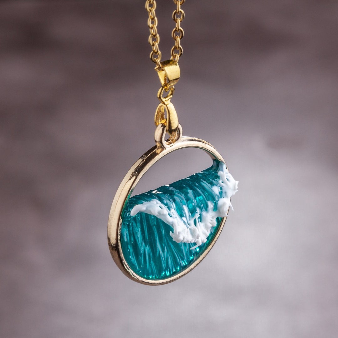 Golden 3d Ocean Wave Necklace Gift for Sea and Ocean Lovers. Hassle ...