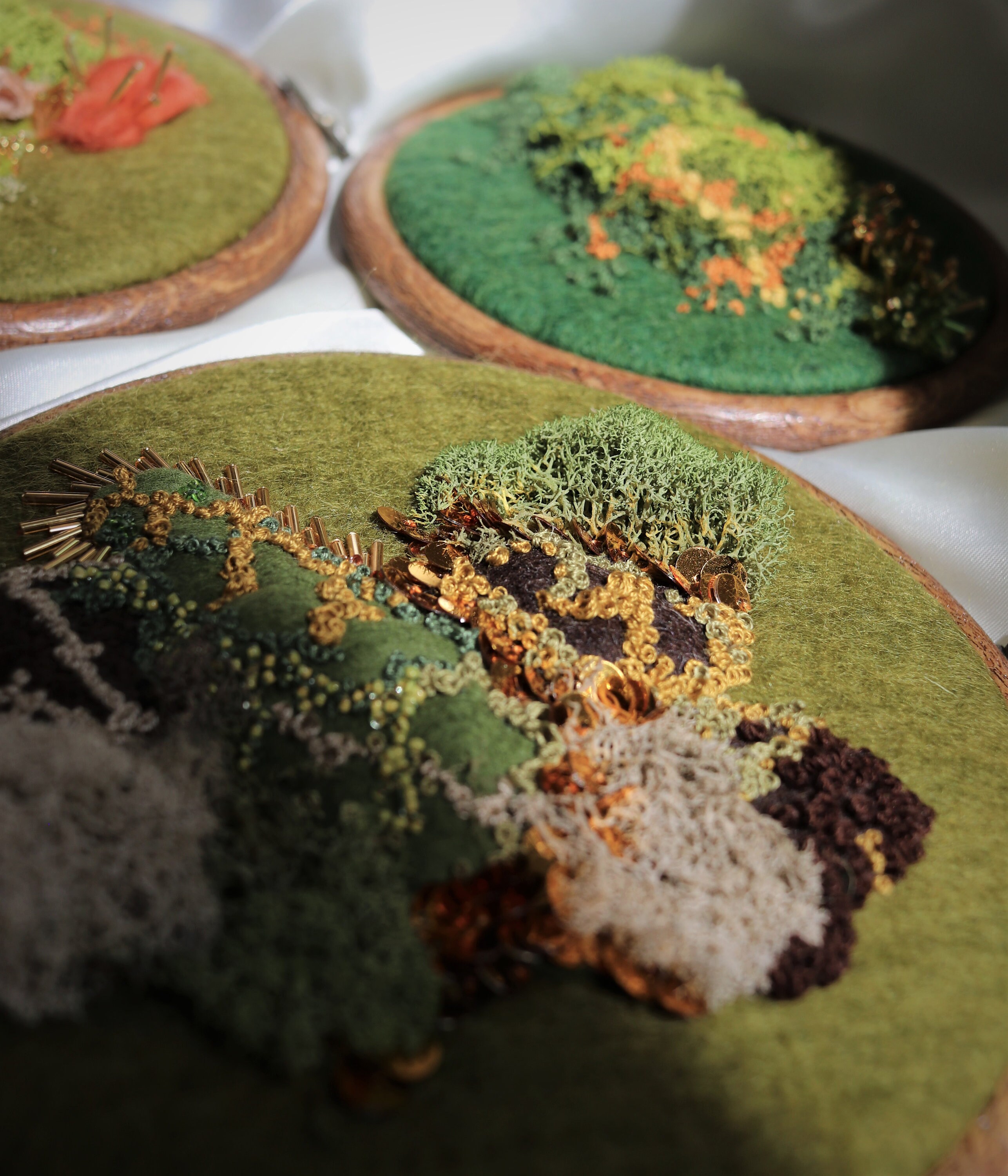 Woodland Moss Embroidery Art, Preserved Moss and Embroidery Hoop Art ...