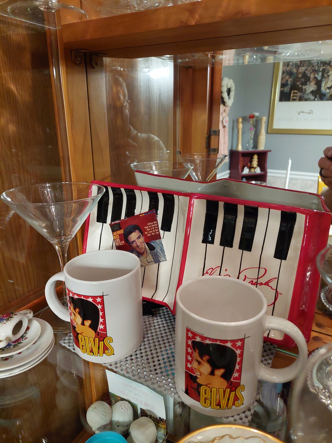 Elvis Presley Signature Product 12 Ounce Mug Distributed by Just for ...