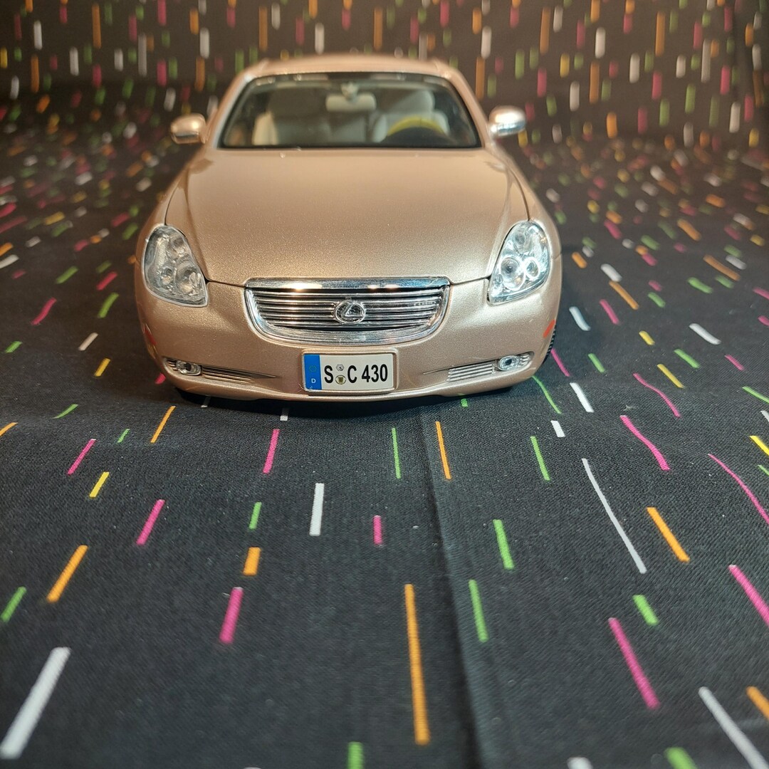 Maisto 2003 Champagne Lexus SC 430 Special Edition 1/18 Scale Diecast ...