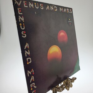 1975 Wings LP and Posters Venus and Mars Are Alright Tonight Stereo Vinyl Record Album SMAS ...