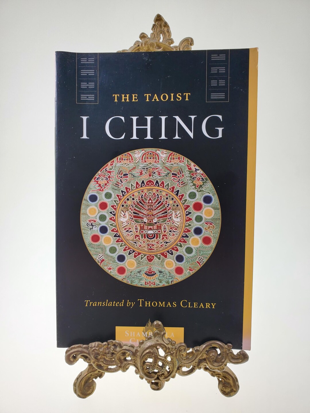 1986 I Ching the Taoist Softcover Book Translated by Thomas Cleary ...