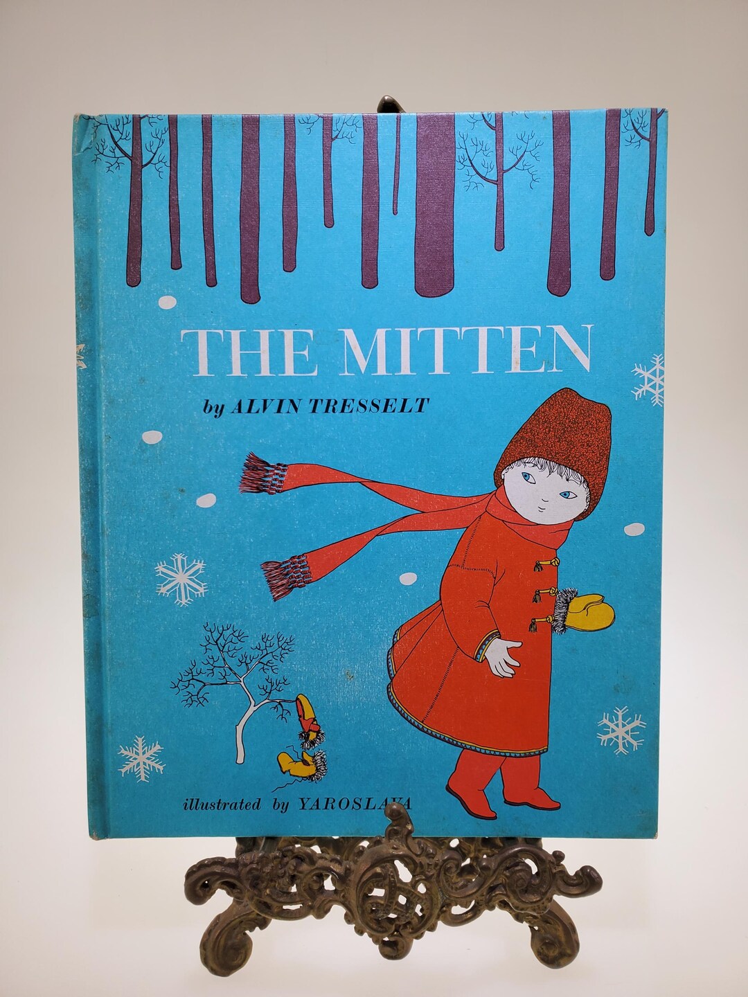 1964 the Mitten Hardcover Book by Alvin Tresselt Illustrated by ...
