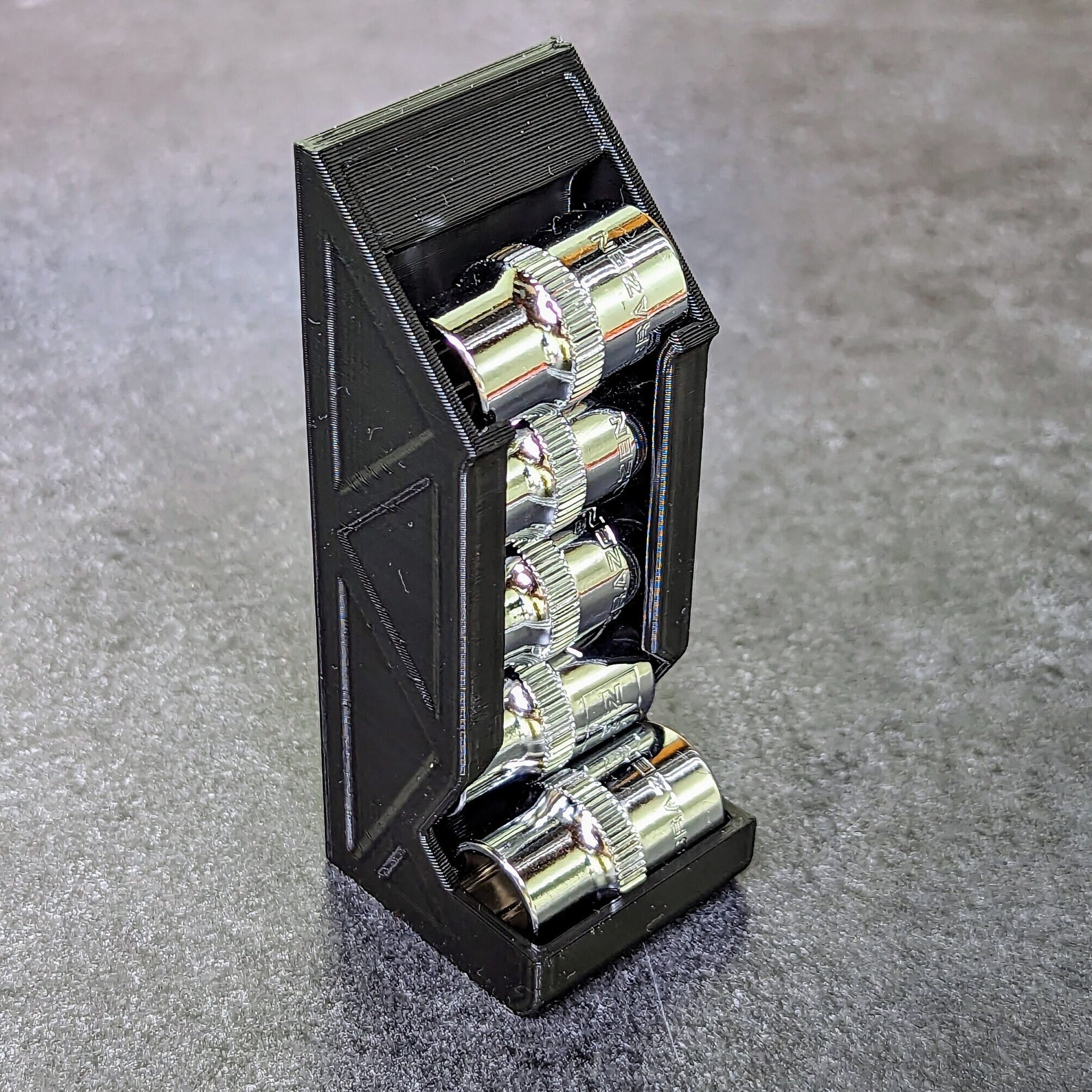 Emergency 10mm Magnetic Socket Dispenser (with 5x 10mm Sockets) - Etsy