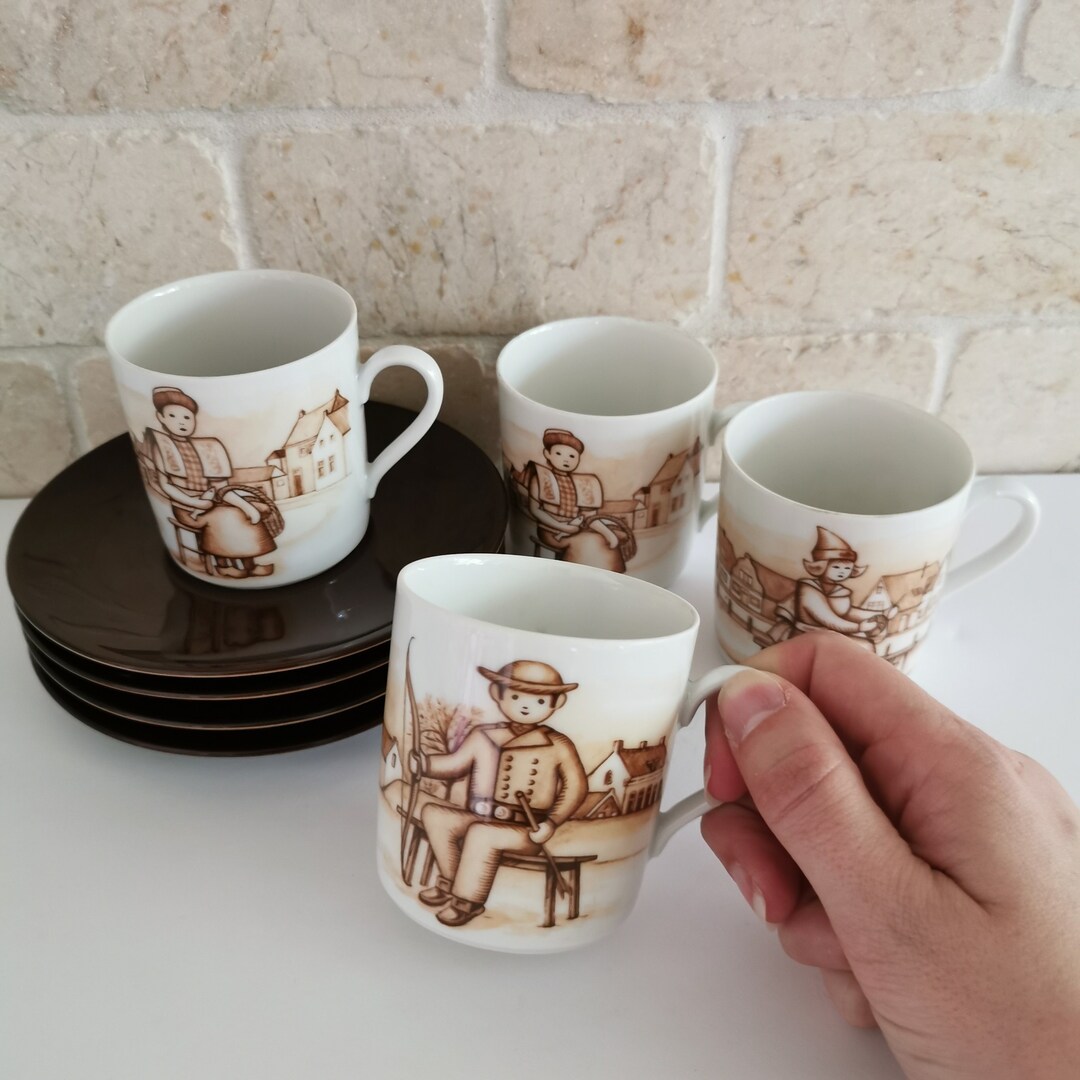 Set of 4 Vintage Dutch Cups & Saucers, Folk Art Clothing Netherlands ...