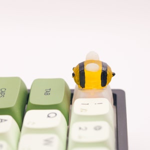 Cute Bee Keycap 3D Printed Artisan Cherry MX XDA Keyboard Accessory ...