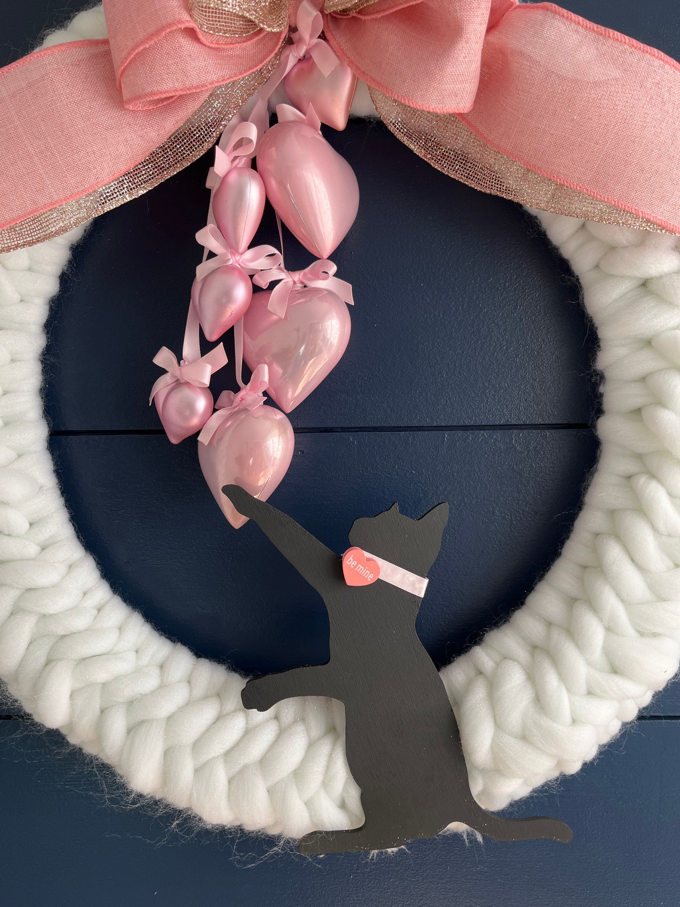 Cat Valentine Wreath, Ready to Ship Valentine's Wreath, Playful Cat ...