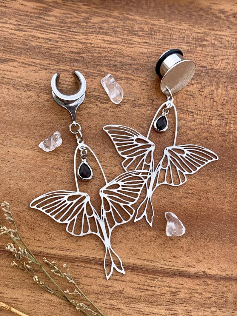 6g (4mm) - 1 3/16 (30mm) Silver Steel Moth With Gray Jewel Saddles ...