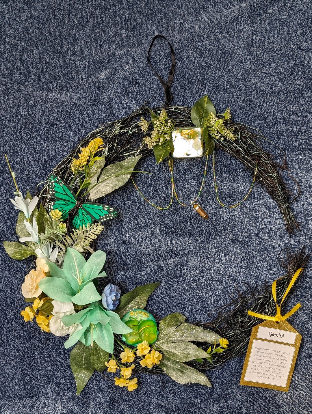 Zodiac Crescent Moon Wreath GEMINI - Etsy