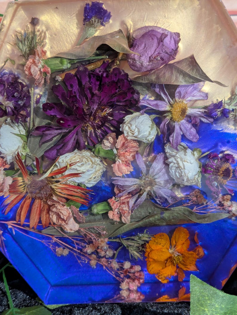 Botanicals in Resin-hexagon Shape (epoxy Resin) - Etsy