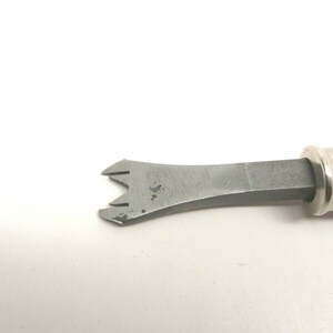 Berry Staple Remover Puller Tool Upholstery Supplies - Etsy