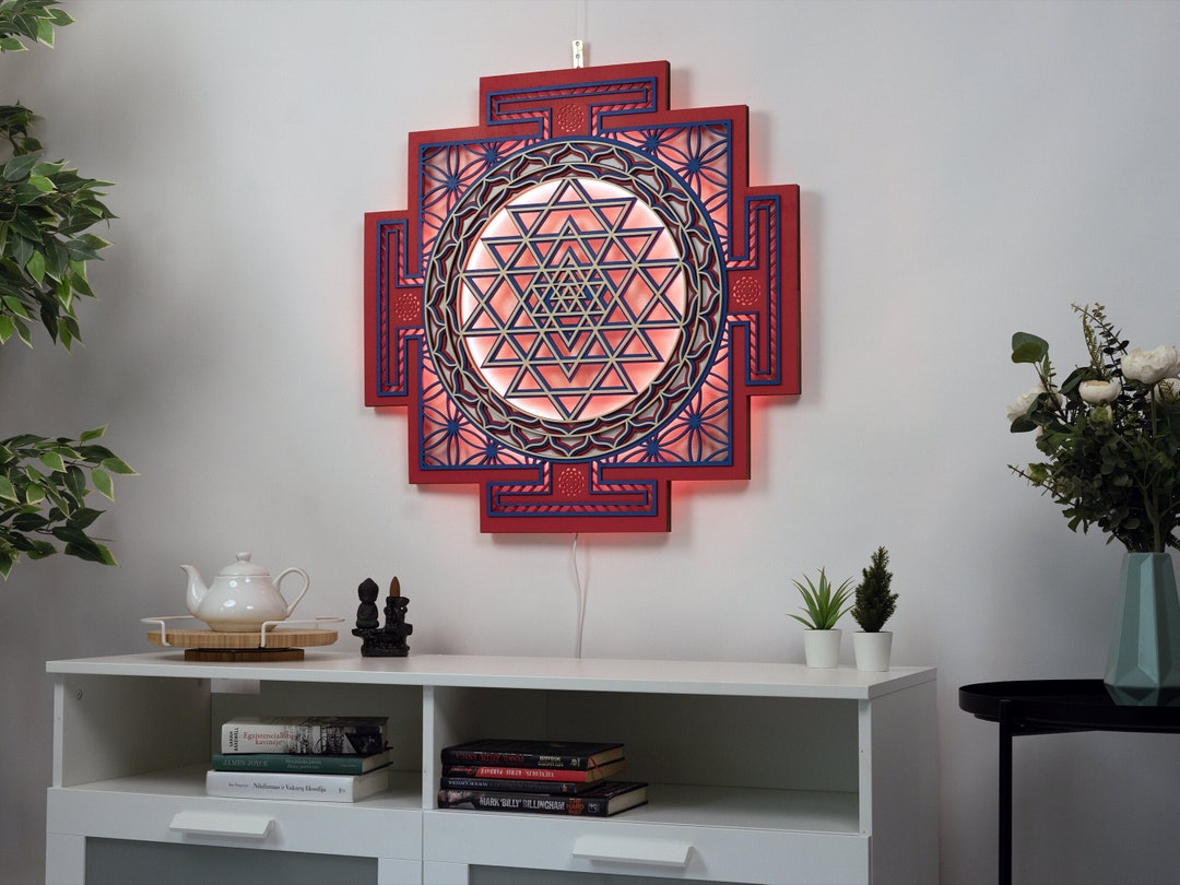 Sri Yantra Mandala LED Lamp, Sacred Geometry Art, Eye-catching Wall ...