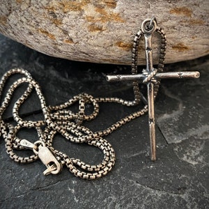 Men's Sterling Silver Simple Stick Cross Necklace, the Classic Edge ...