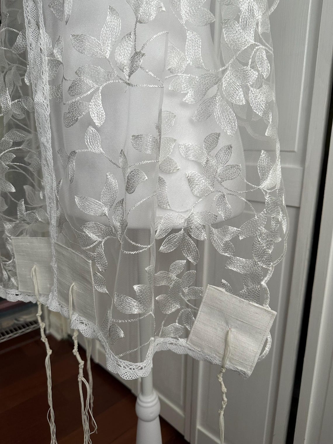 Embroidered Leaf Tallit Prayer Shawl - Sheer White Lace Trim - Etsy