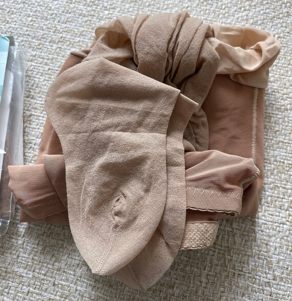 Brand New 3 Pantyhose, Great Shapes -Silken Mist Brow… - Gem