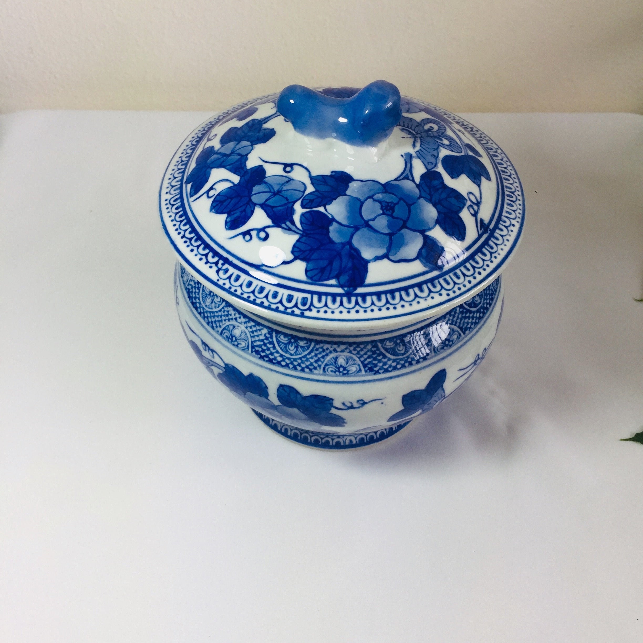 Blue white Ceramic Bowl Vintage Kitchen Bowl Ceramic Bowl Blue Etsy de blue-white-ceramic-bowl-vintage-kitchen-bowl-ceramic-bowl-blue-etsy-de