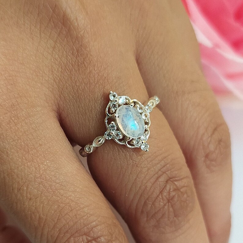 Unique Moonstone Vintage Engagement Ring-blue Flashy Moonstone - Etsy