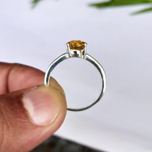 Bague solitaire citrine dorée naturelle - Bague de promesse avec ...