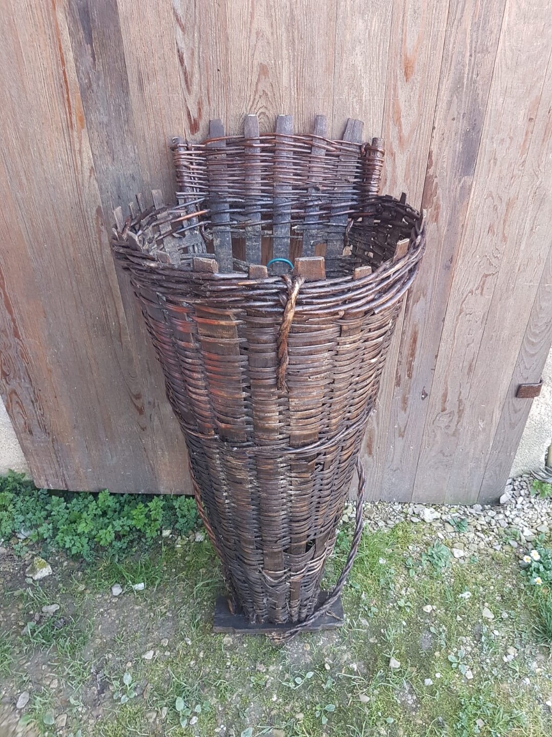 Old Basket of Grape Pickers Porters Woven Wicker Vintage Wine Vines ...