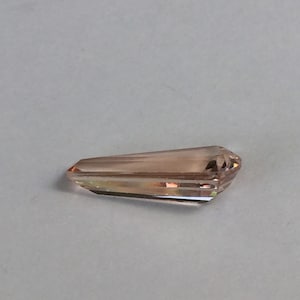 5.26ct Morganite Beryl Kite Cut- Elongated Shield Shape Peach Morganite ...