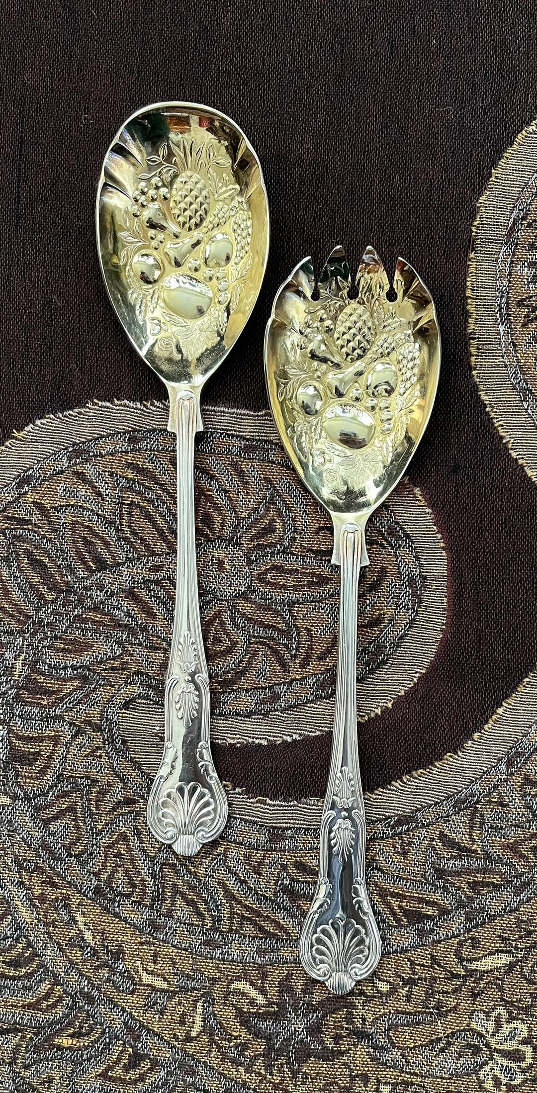 Set of Sheffield Shell Pattern Serveware Silver Plated With Gold Finish ...