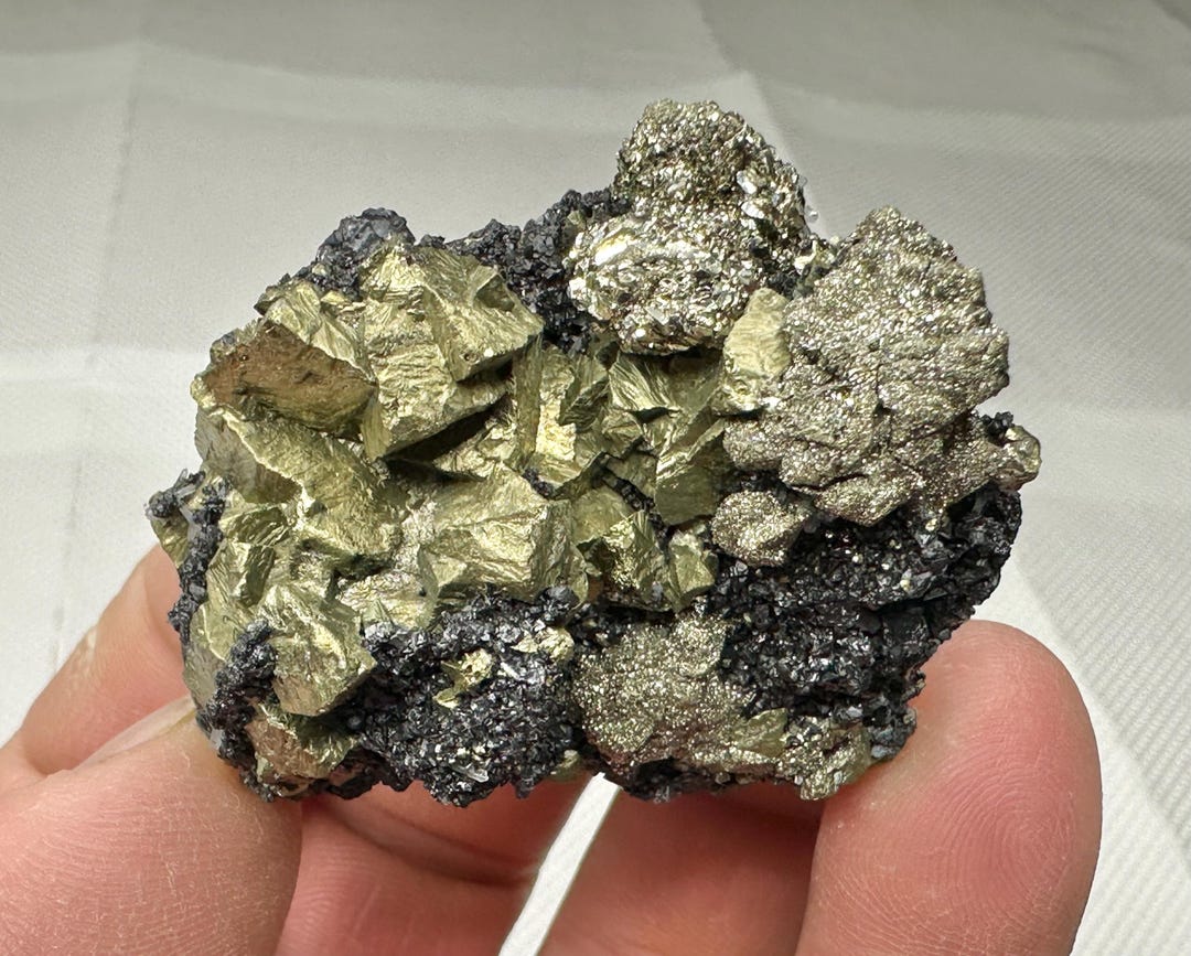 Aesthetic Rare Chalcopyrite With Micro Crystals Pyrite on Sphalerite ...