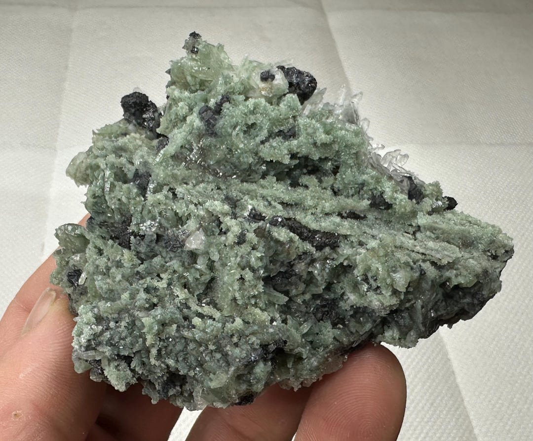 Incredible Green Quartz With Deep Color With Chlorite Includings and ...