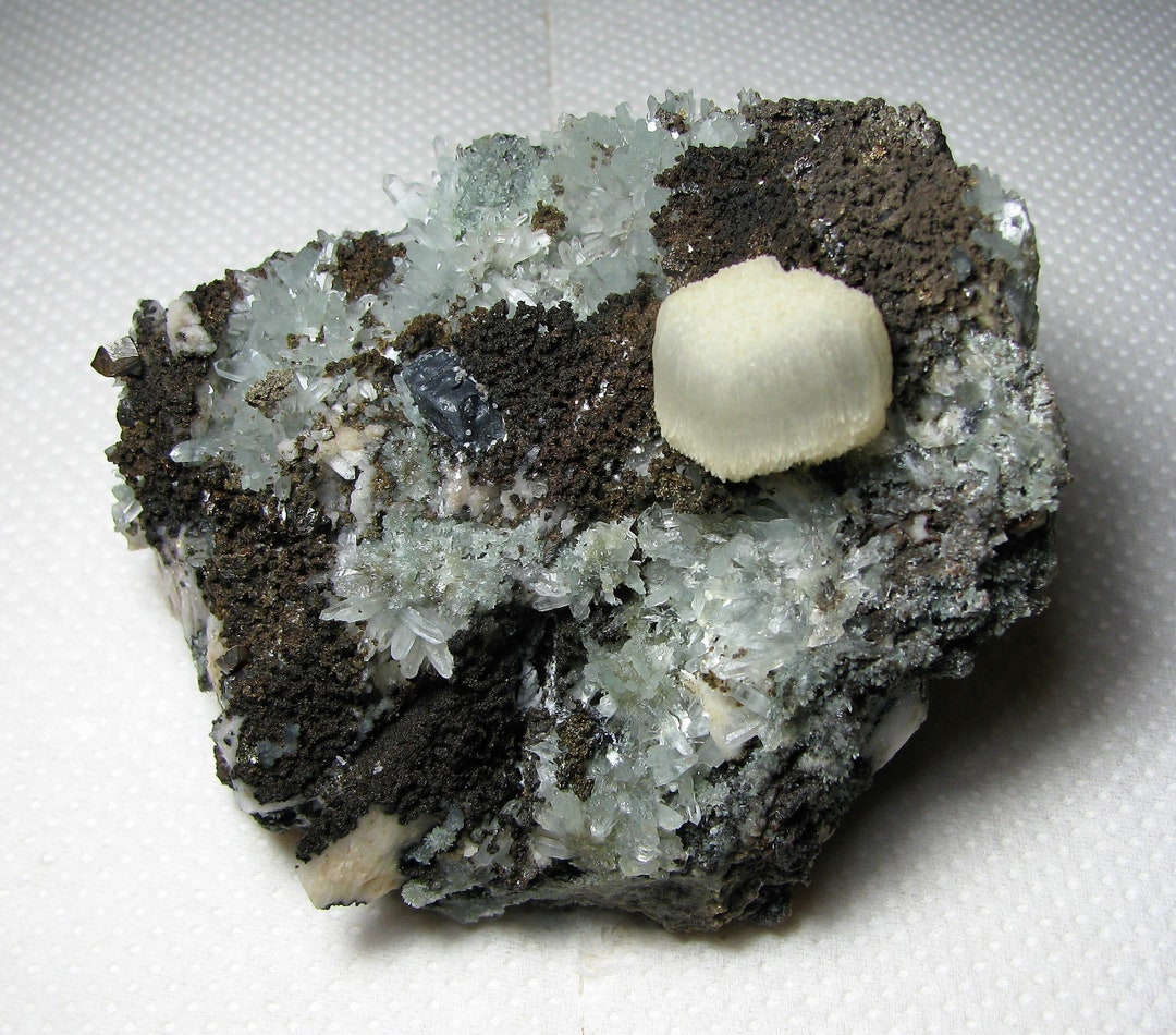 Beautiful Two Generations Calcite and Siderite on Quartz With Chlorite ...