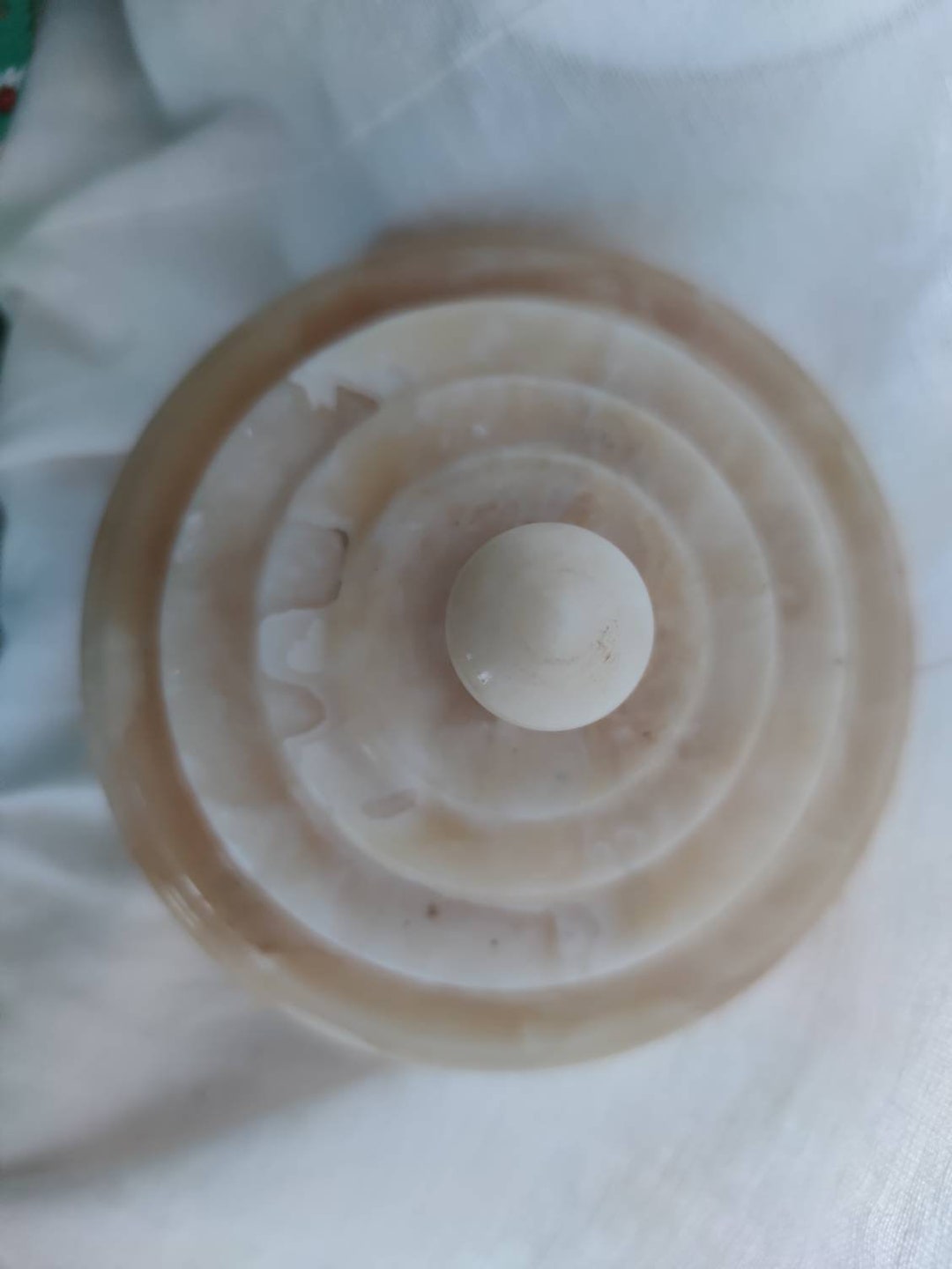 Veined Beige Alabaster Candy, Jewelry Box or Marble Candy From the 60s ...