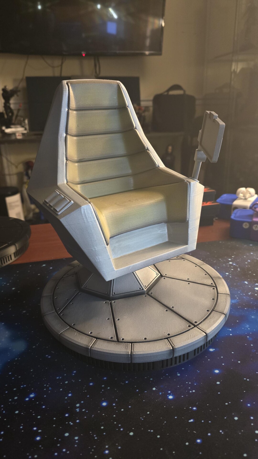 Grand Admiral Thrawn Chair Diorama Hot Toys 1/6 or Black Series 1/12 ...